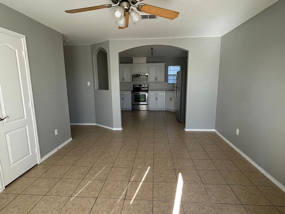 1205 N Sal St APT 2, Edinburg, TX 78541 | Zillow
