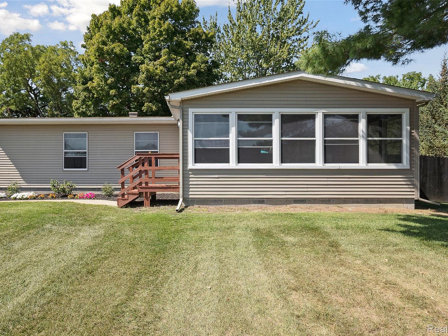 6524 Reilly Dr S, Gregory, MI 48137 | Zillow