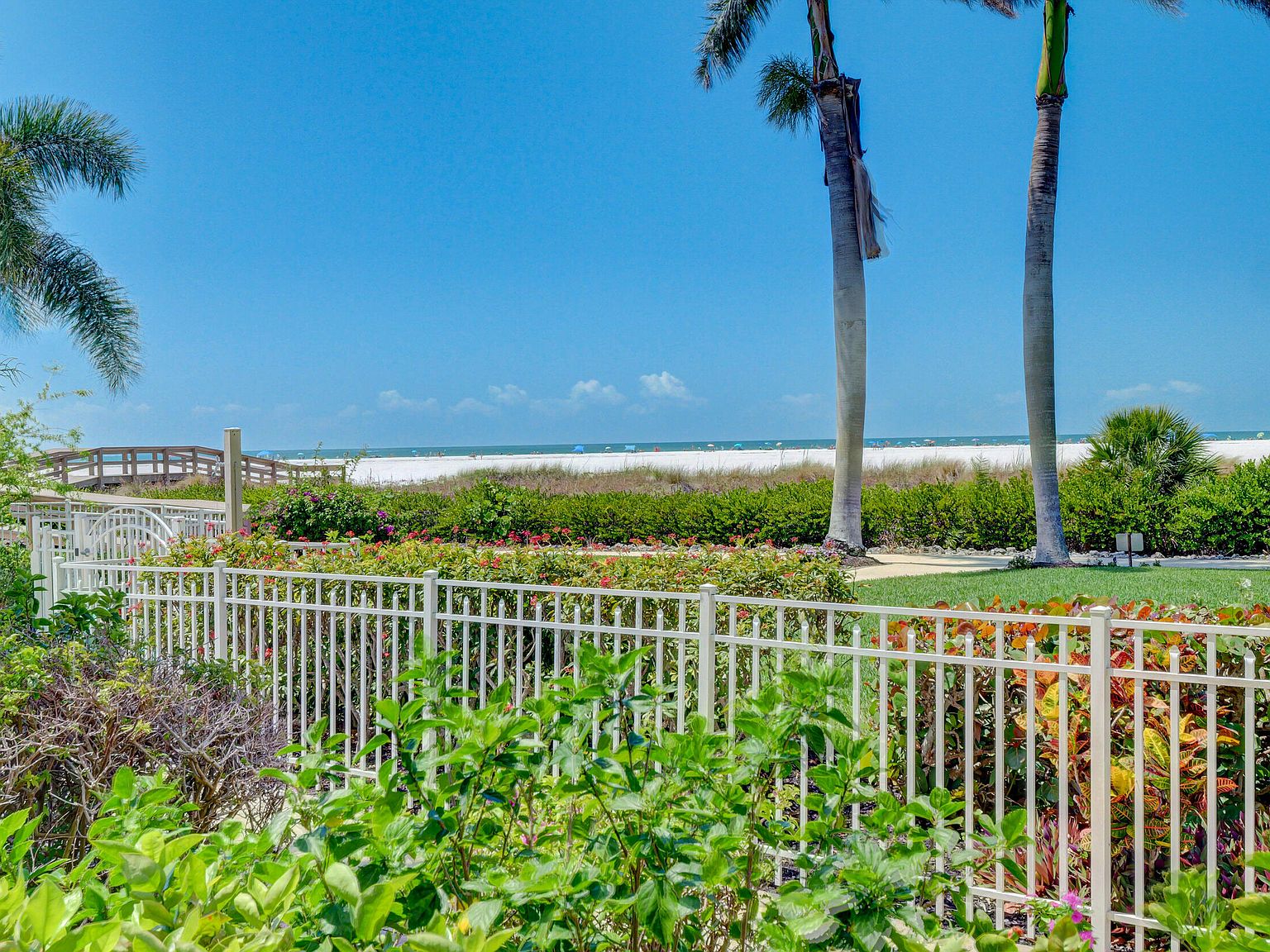 240 Seaview Ct APT 111, Marco Island, FL 34145 | Zillow
