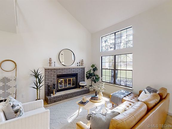 202 W 34th St, Sand Springs, OK 74063 | MLS #2325617 | Zillow