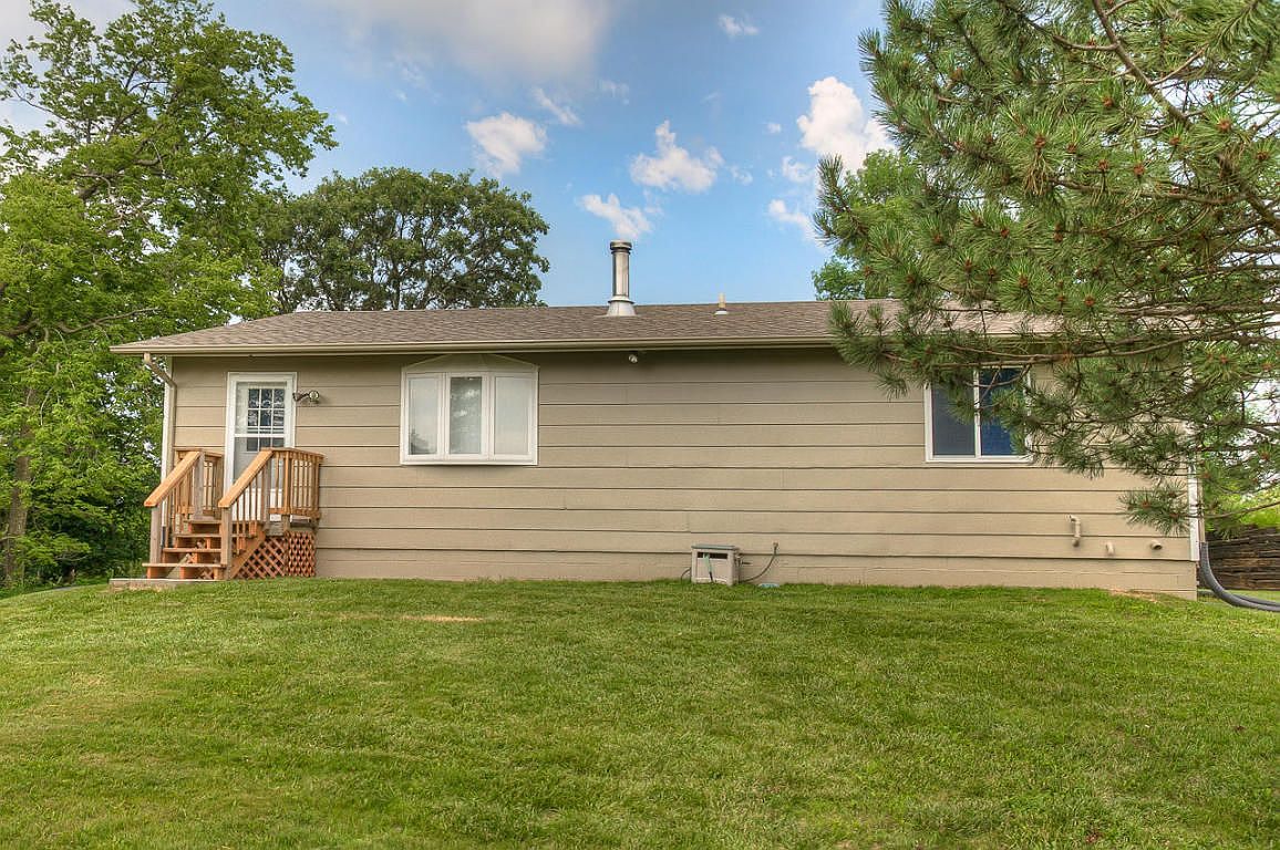54282 202nd St, Pacific Junction, IA 51561 | Zillow