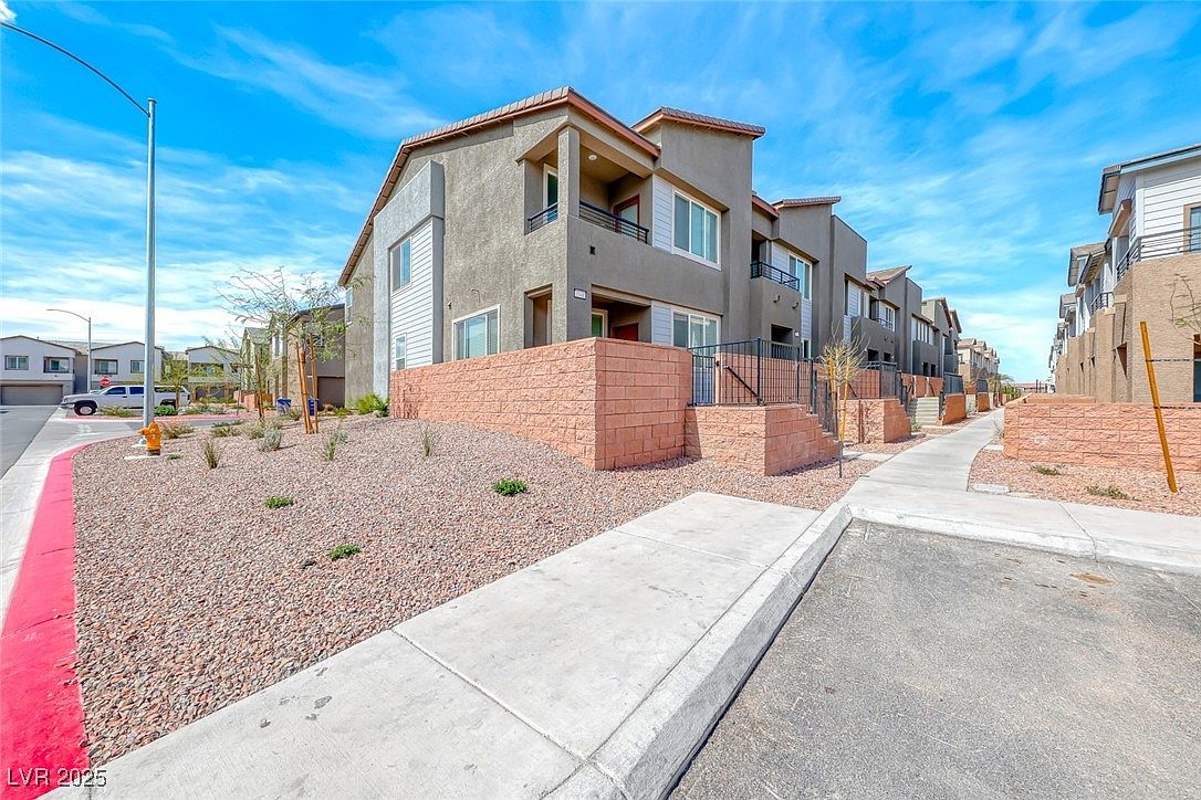 1540 Eva Crossing Pl, Henderson, NV 89002 | Zillow