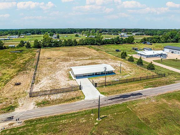 1839 County Road 35400, Sumner, TX 75486 | Zillow