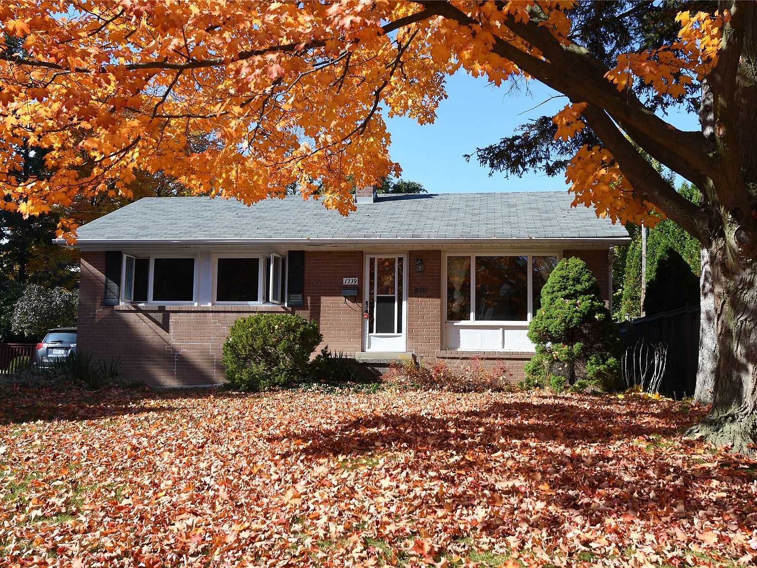 1339 Ario Rd, Oakville, ON L6J 2S3 | Zillow