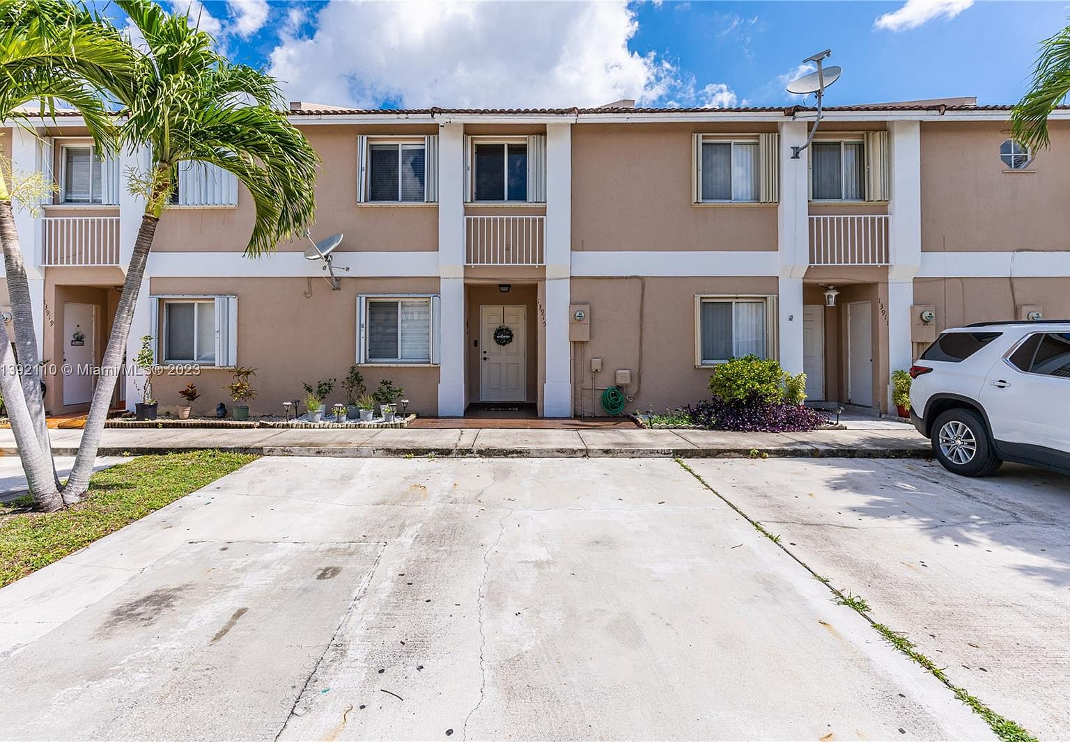 13915 SW 177th St UNIT 13915, Miami, FL 33177 | Zillow