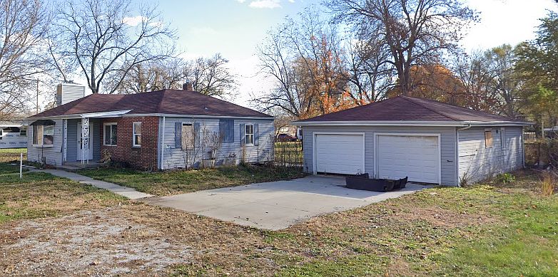 402 Hoblit Ave, Pacific Junction, IA 51561 | Zillow