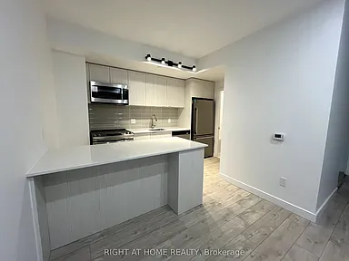 178 Clonmore Dr S Toronto ON | Zillow