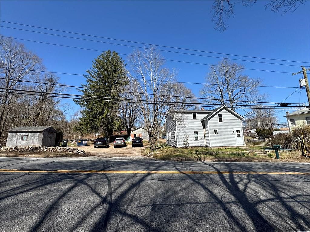 965 Main St, Hope Valley, RI 02832 | Zillow