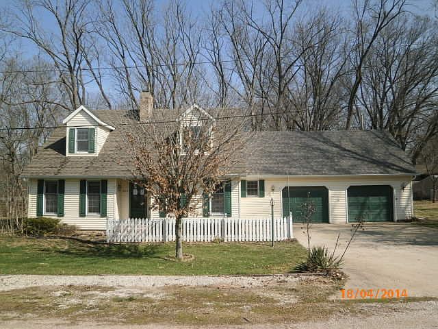 102 Kent Dr, Catlin, IL 61817 | Zillow
