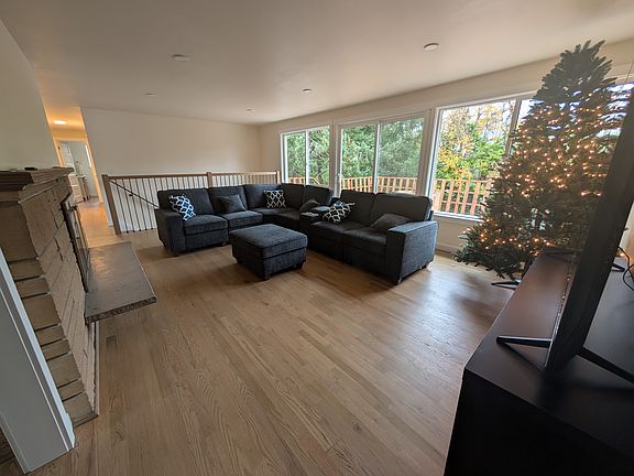 2312 N 194th St, Seattle, WA 98133 | Zillow