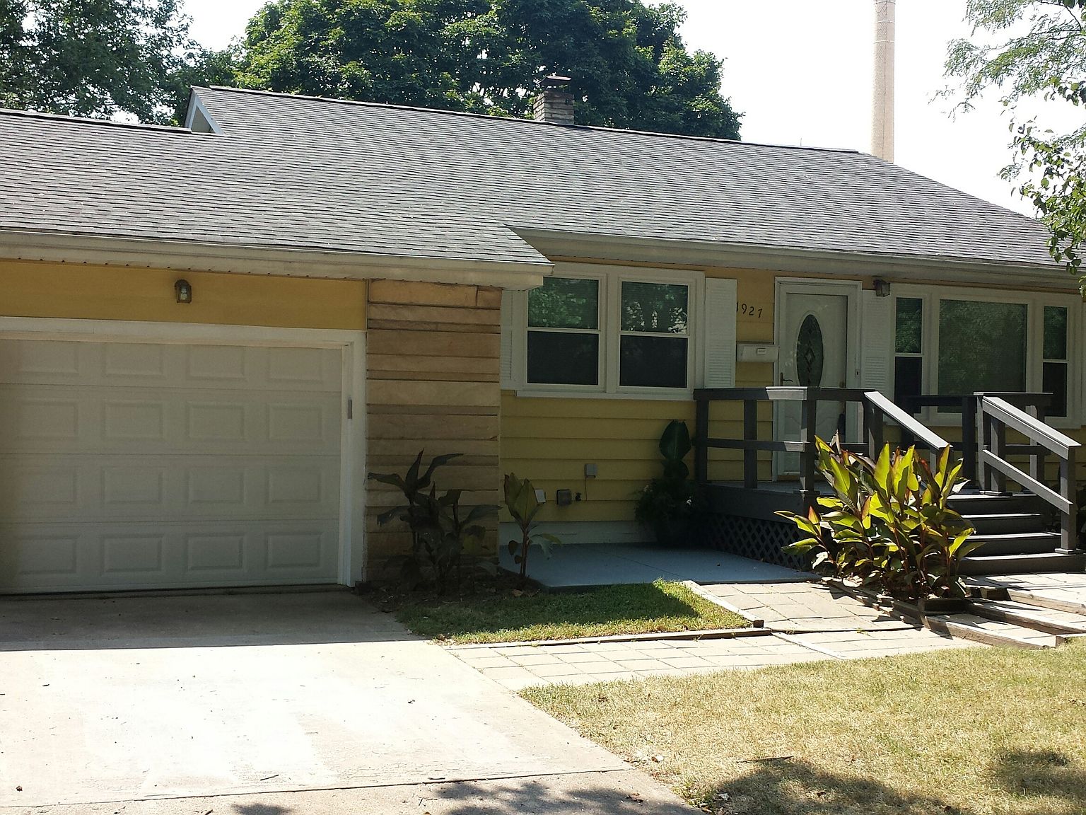 1927 Florida Ct, Decatur, IL 62521 | Zillow