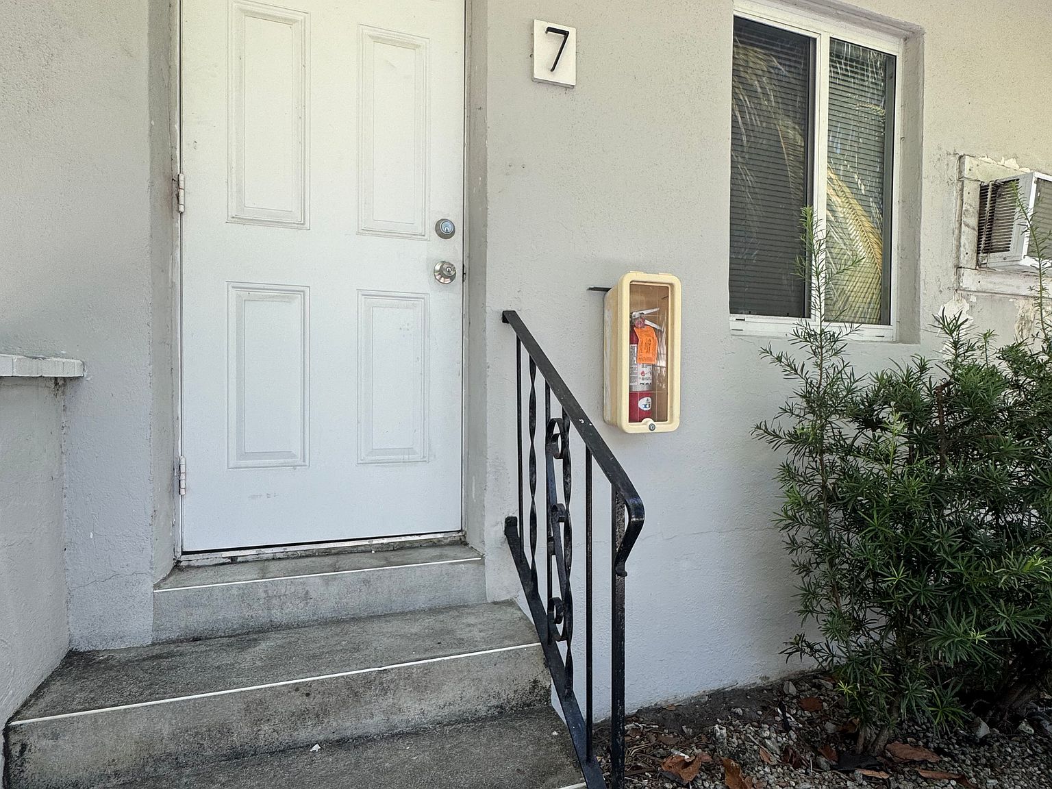 1556 SW 6th St #7, Miami, FL 33135 | Zillow