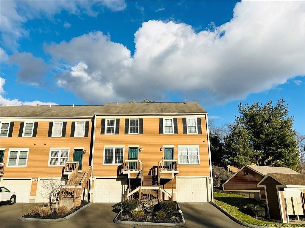 136 Foxbridge Village Rd #136, Branford, CT 06405 | Zillow