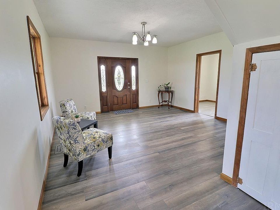 5530 N County Road 300 E, Frankfort, IN 46041 | Zillow