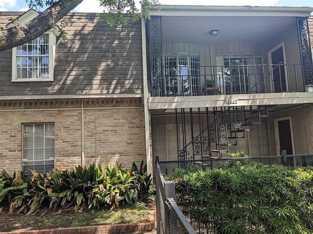 2609 Marilee Ln #2, Houston, TX 77057 | MLS #67796871 | Zillow
