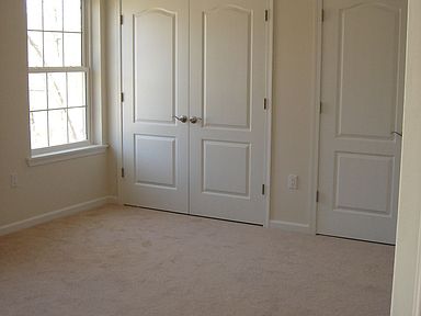 33 Timothy Lake Rd, Bushkill, PA 18324 | Zillow