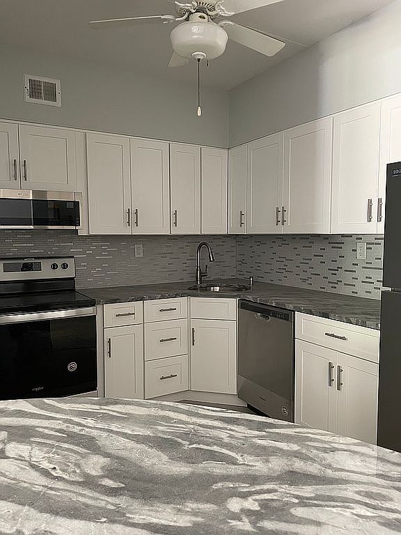 22 Riverside Dr APT B1-B01, Cranford, NJ 07016 | Zillow