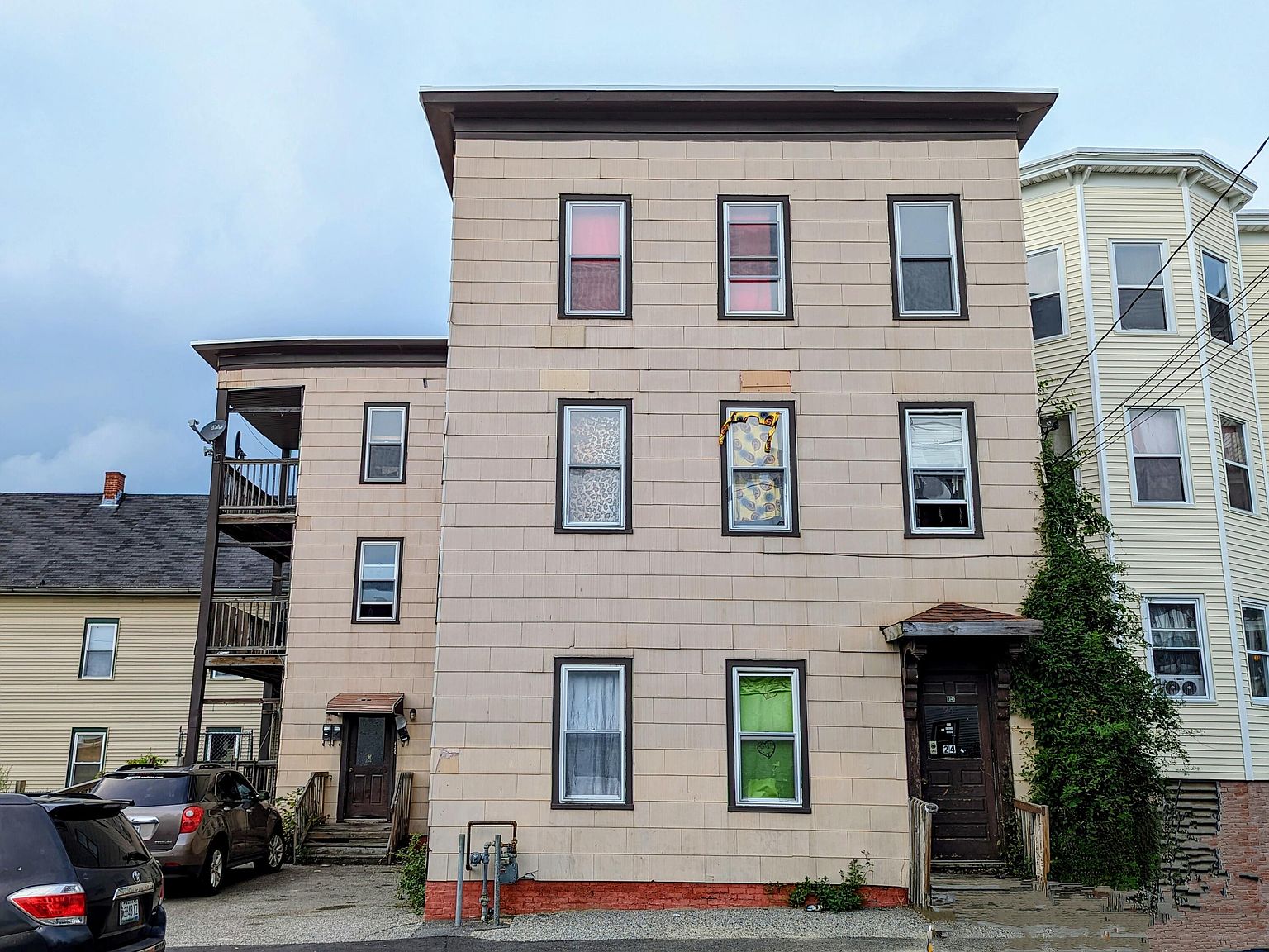 24 Birch Street, Lewiston, ME 04240 | MLS #1567377 | Zillow