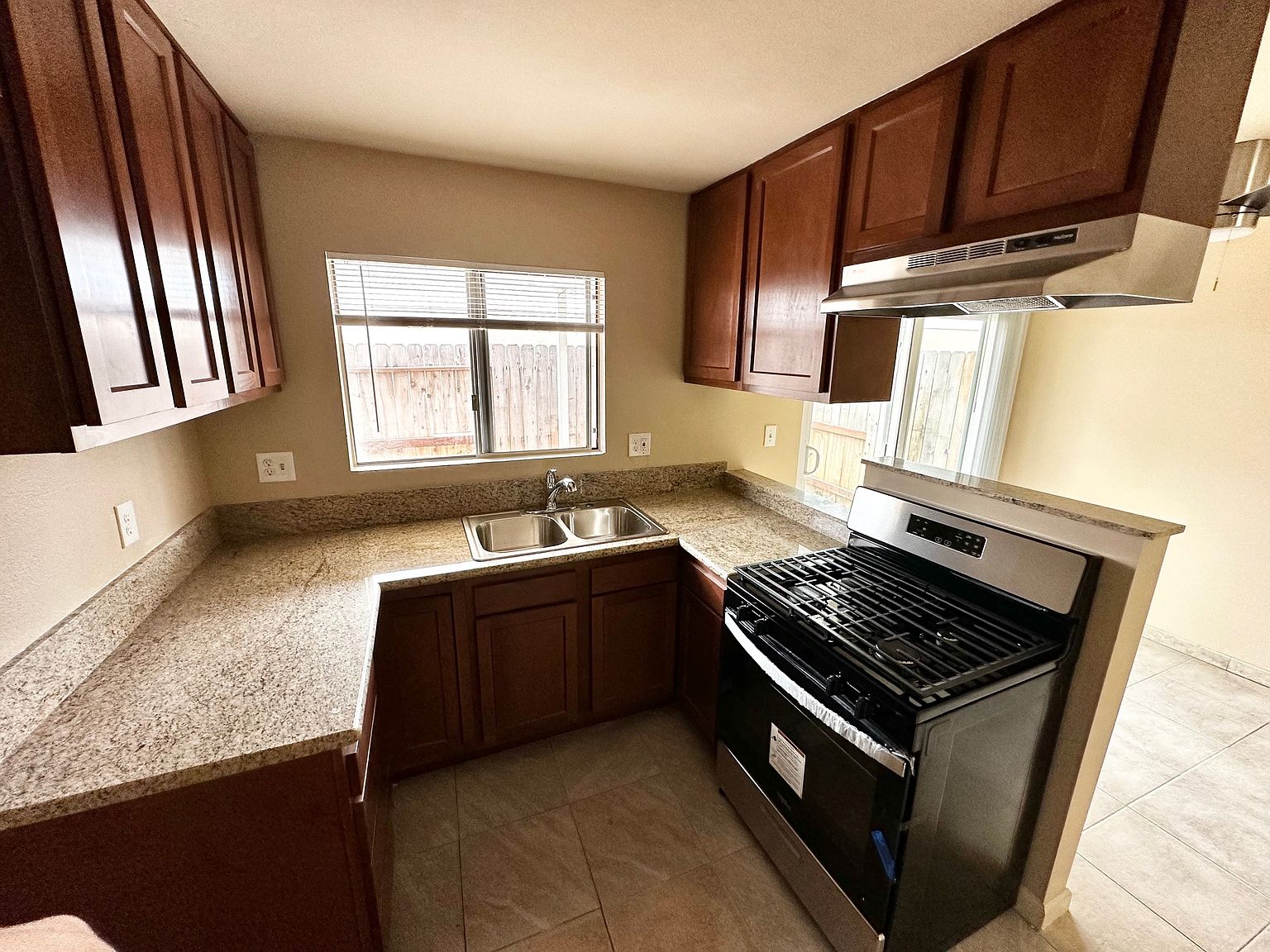 130 S Ridgeway St #2, Anaheim, CA 92804 | Zillow