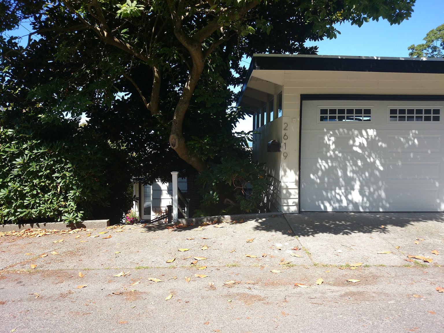 2619 Perkins Ln W, Seattle, WA 98199 | Zillow