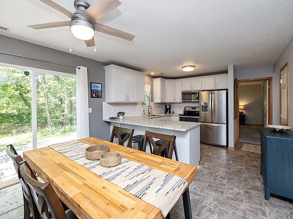 1121 NW Prairie Ridge Dr, Ankeny, IA 50023 | Zillow