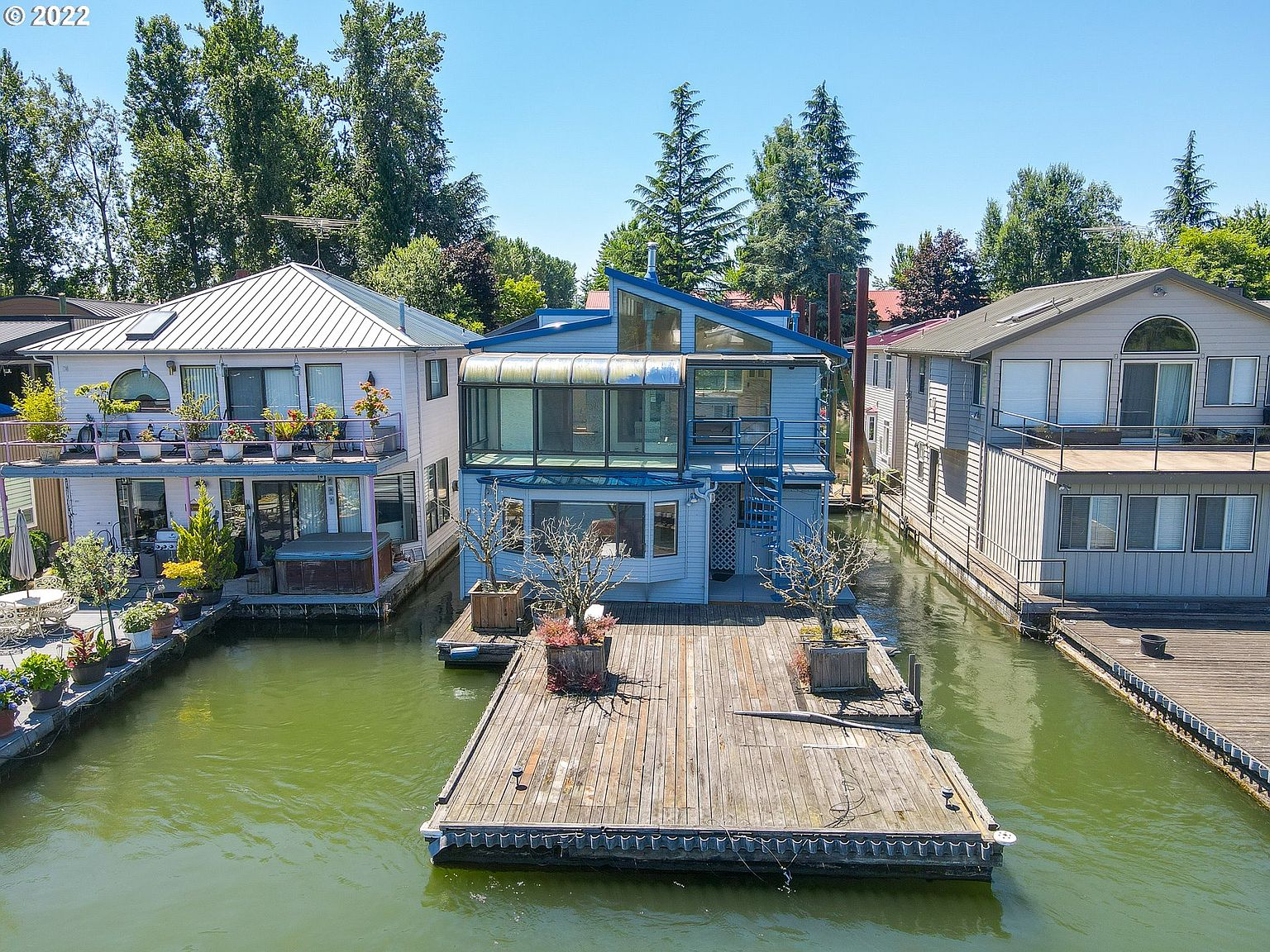 3939 N Marine Dr #4, Portland, OR 97217 | Zillow
