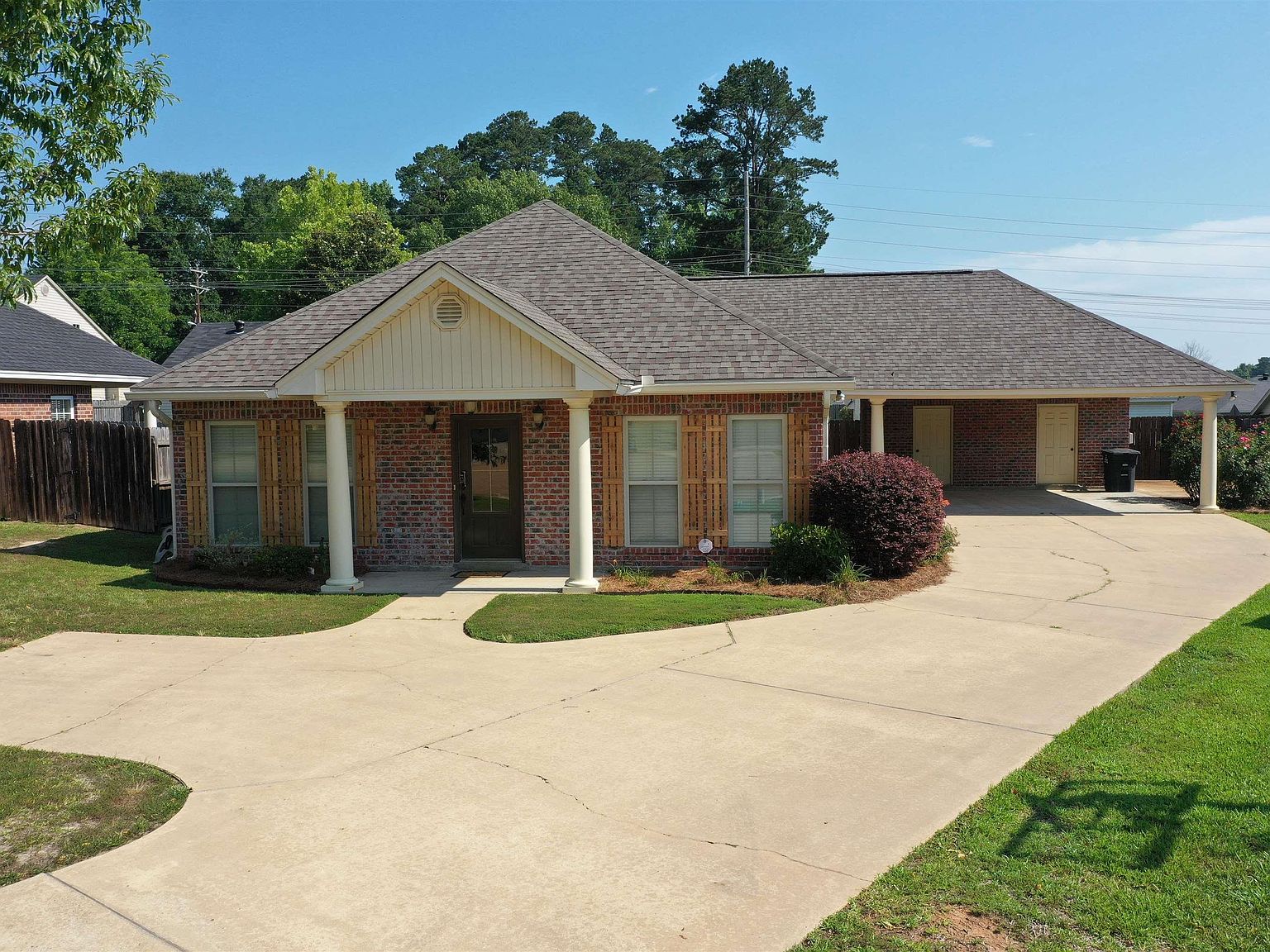 1103 Lisa Ln, Ruston, LA 71270 | Zillow