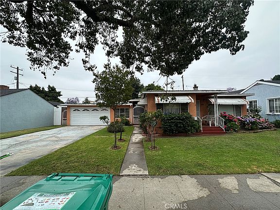 184 E 51st St, Long Beach, CA 90805 | MLS #OC25130872 | Zillow