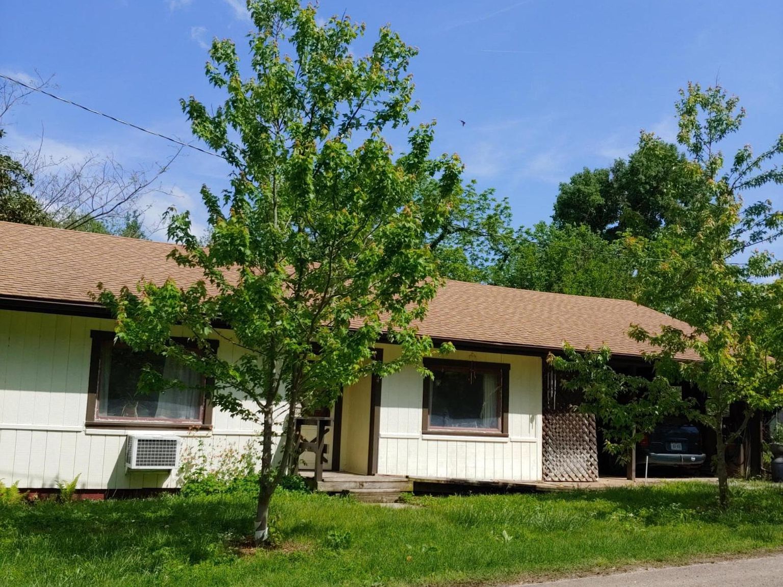 214 Main St, Stotts City, MO 65756 | Zillow