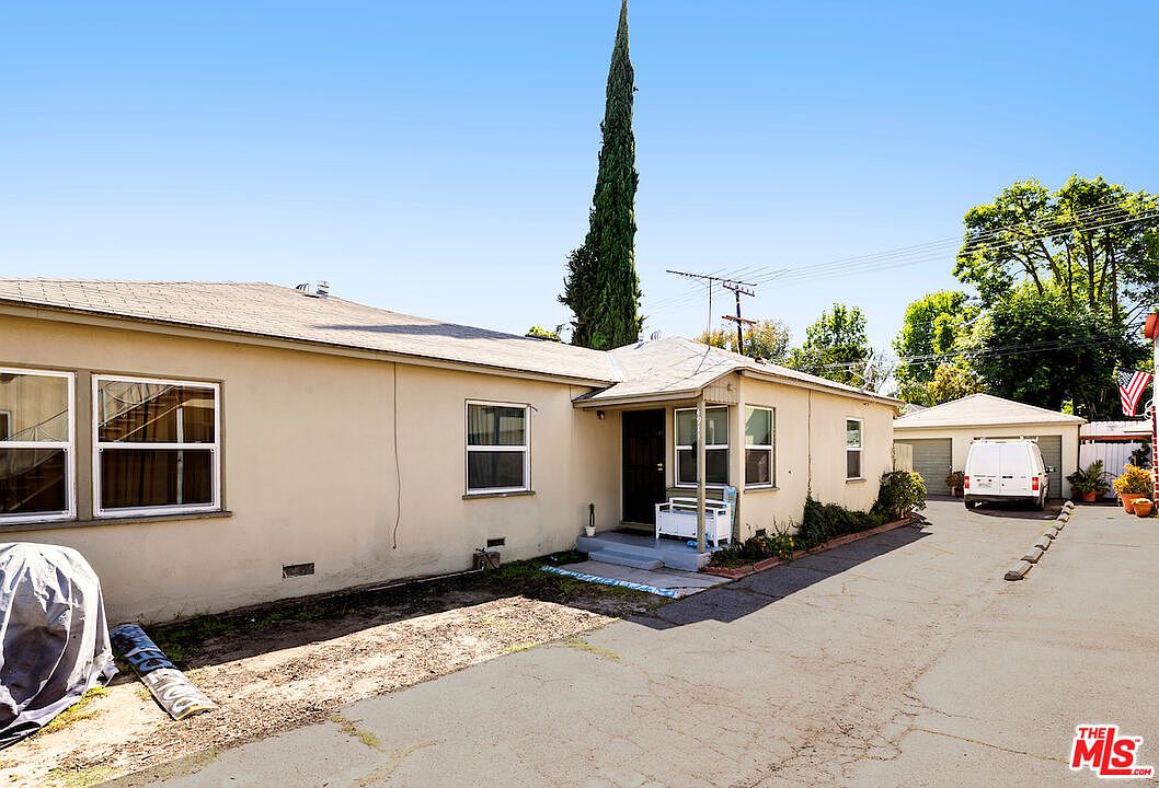 4909 Cahuenga Blvd, North Hollywood, CA 91601 | Zillow