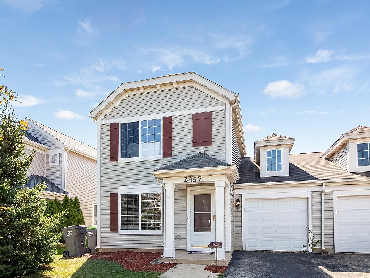 2457 Summerwind Ln, Montgomery, IL 60538 | Zillow