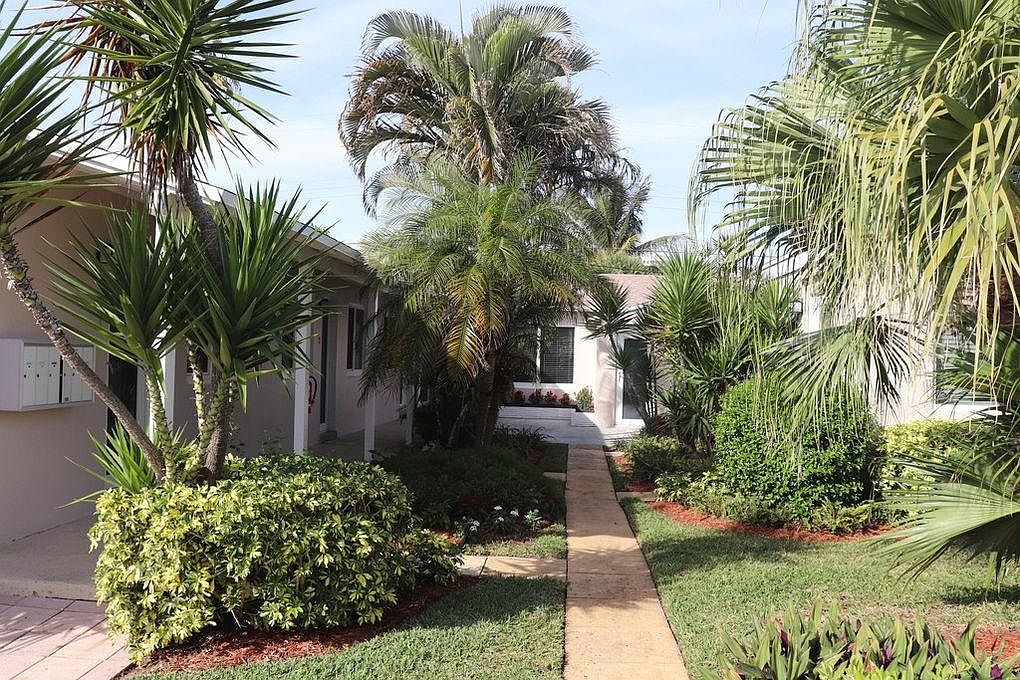 113 Edwards Ln APT 2, Palm Beach Shores, FL 33404 | Zillow