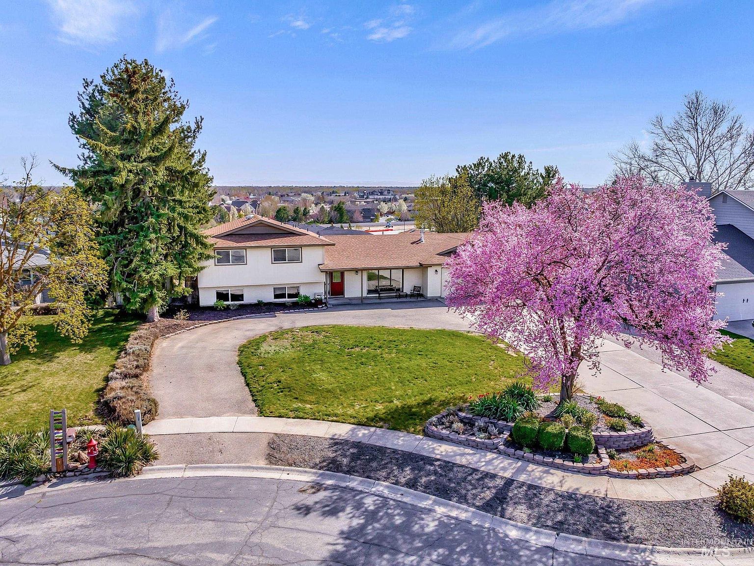 221 N Winged Foot Pl, Eagle, ID 83616 | Zillow