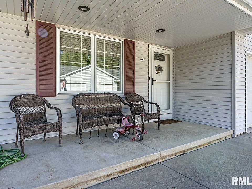 404-406 N Cook St, Edinburg, IL 62531 | MLS #CA1024792 | Zillow