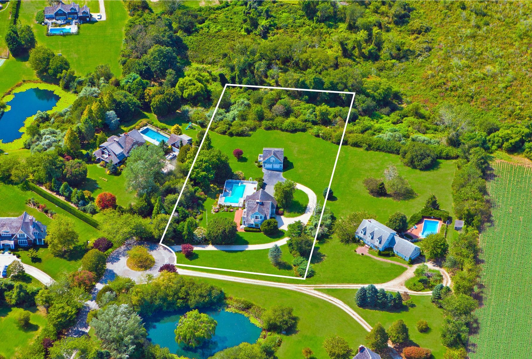 72 Ellen Ct, Bridgehampton, NY 11932 | Out East