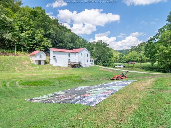 26 Peppermint Ln, Myra, WV 25544 | Zillow