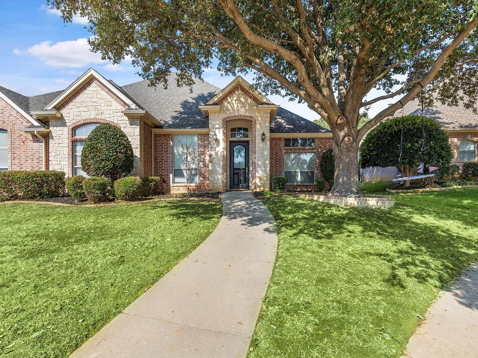 8205 Edgemont Ct, North Richland Hills, TX 76182 | Zillow