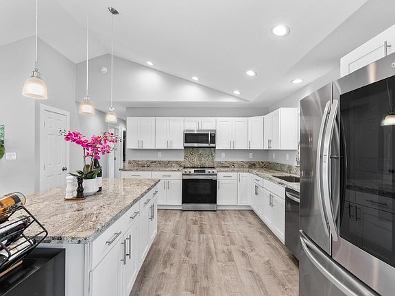 15-1625 14th Ave, Keaau, HI 96749 | Zillow