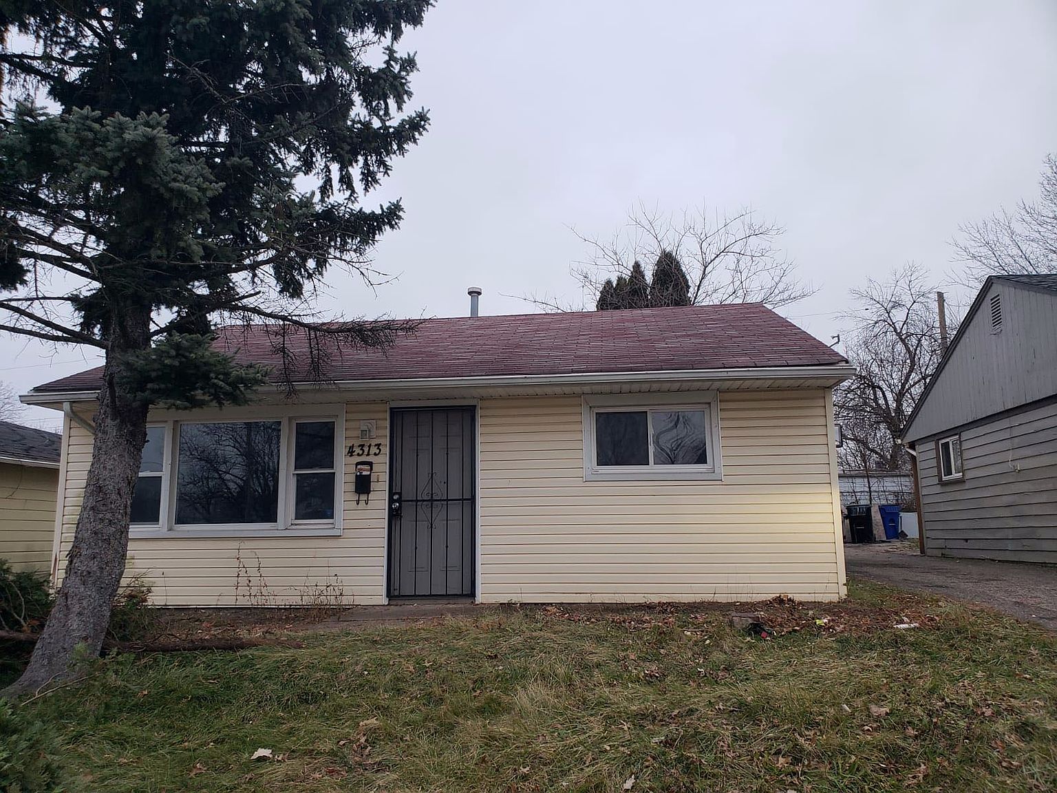 4313 E 141st St, Cleveland, OH 44128 | Zillow