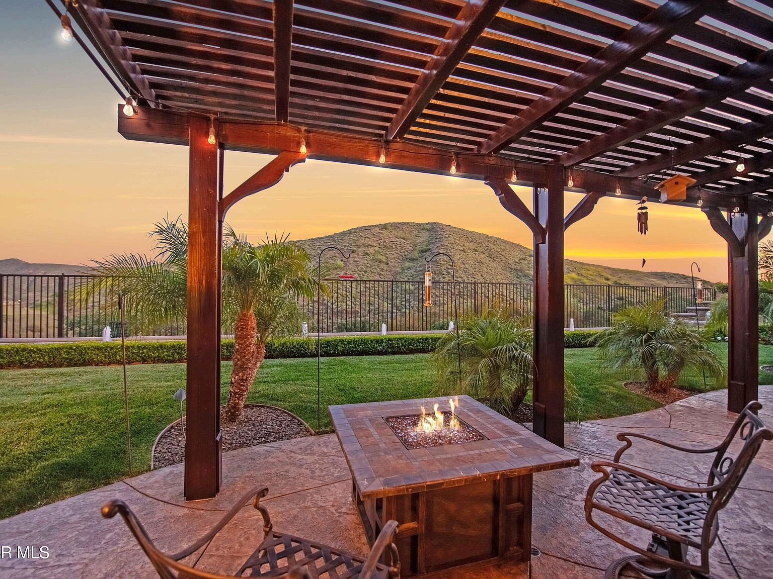 3194 Sunset Hills Blvd, Thousand Oaks, CA 91362 | MLS #225002325 | Zillow