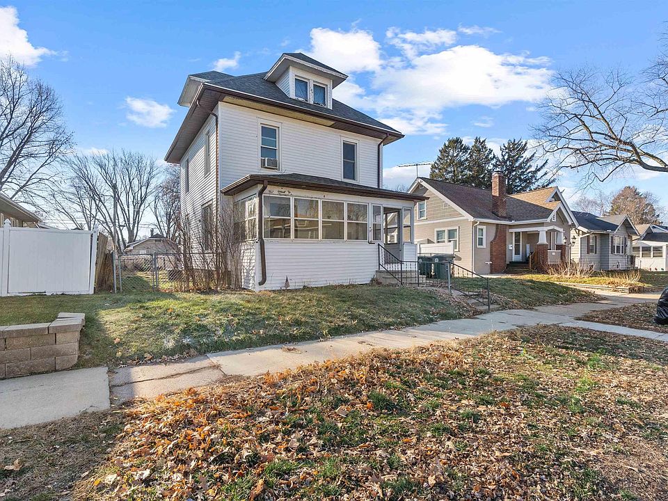 2007 W 3rd St, Waterloo, IA 50701 | Zillow