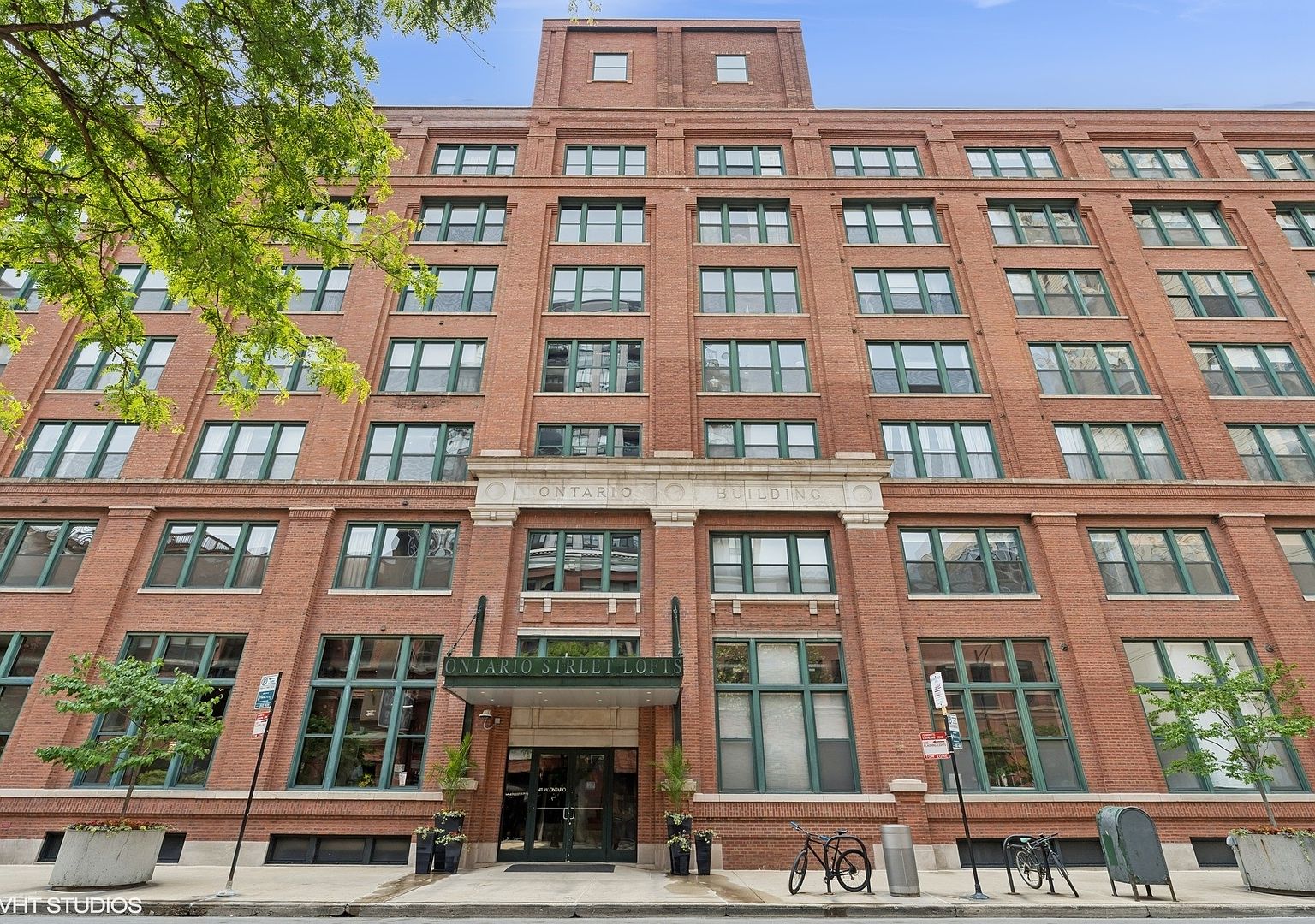 411 W Ontario St #201-302, Chicago, IL 60654 | MLS #12383793 | Zillow