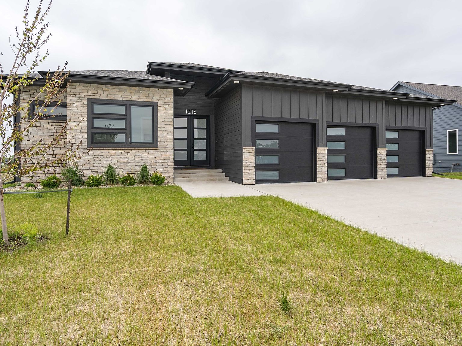 1216 NW Arbor Ct, Ankeny, IA 50023 | Zillow