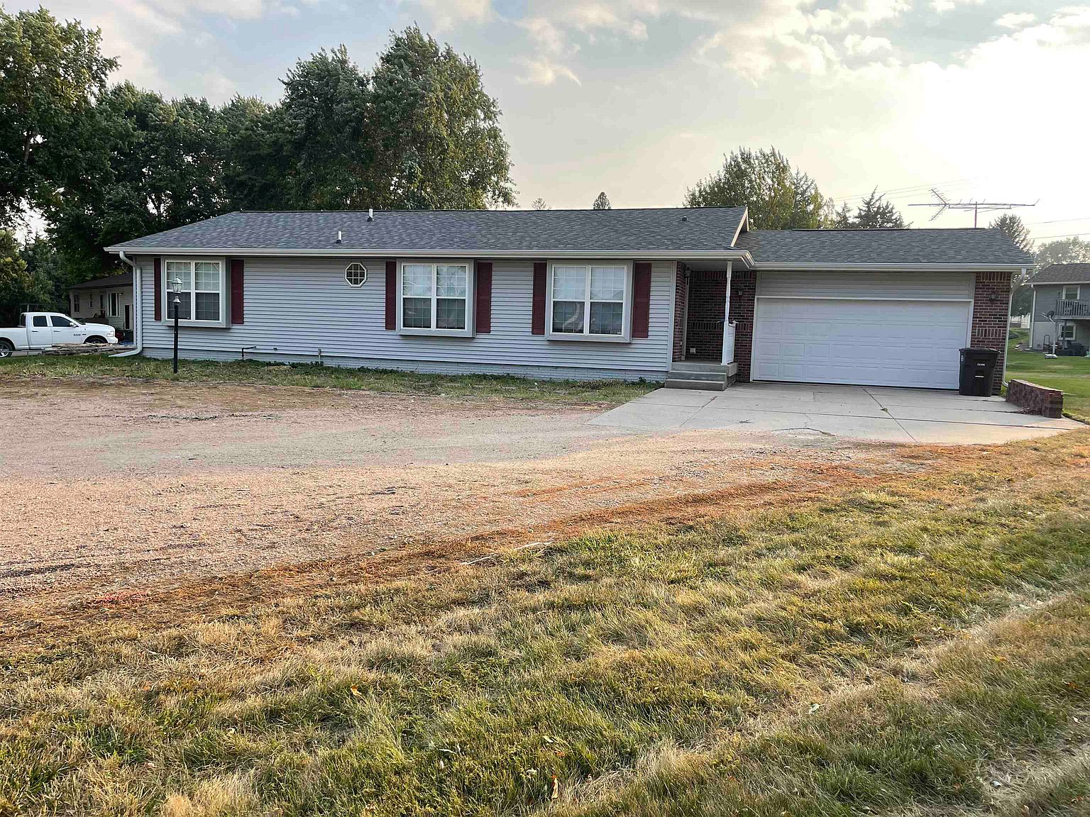 109 E Cemetery St, Pleasanton, NE 68866 | Zillow