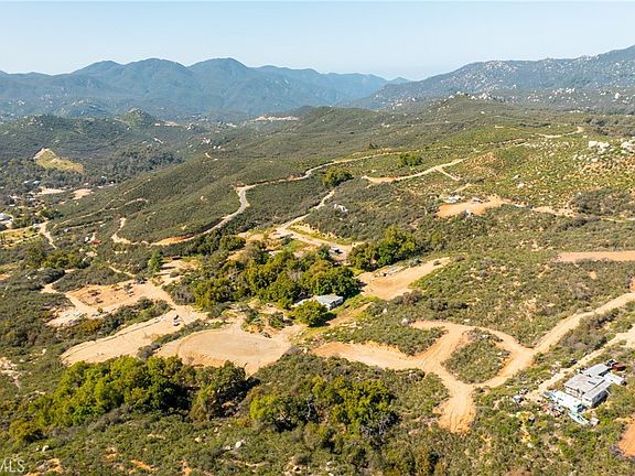 19 Decker Canyon Rd, Lake Elsinore, CA 92530 | MLS #SW23063548 | Zillow