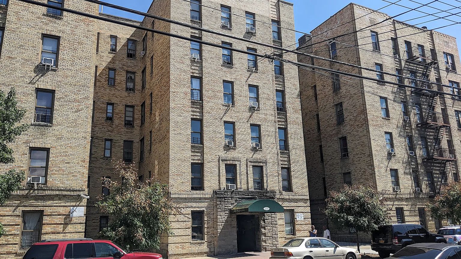 3230 Cruger Ave APT 3M, Bronx, NY 10467 | Zillow