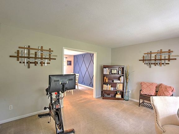 2250 Gary Dr, Decatur, IL 62526 | MLS #6228652 | Zillow