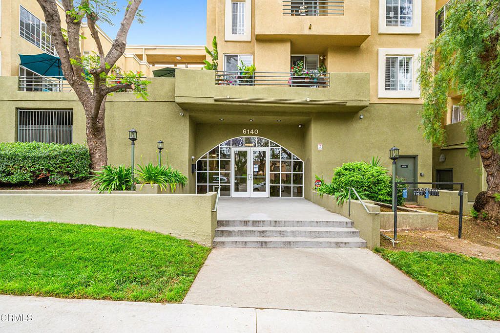 6140 Monterey Rd APT 220, Los Angeles, CA 90042 | Zillow