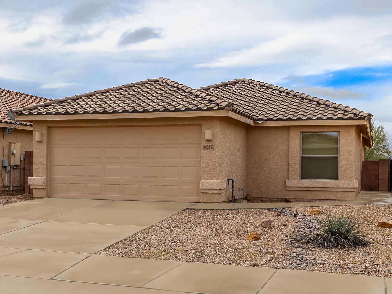 7352 E Weeping Willow Dr, Tucson, AZ 85706 | Zillow