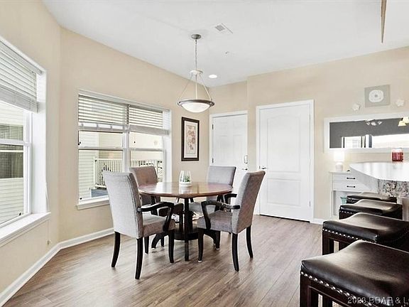 183 Upper Monarch Cove Dr #3C, Lake Ozark, MO 65049 | MLS #3556989 | Zillow